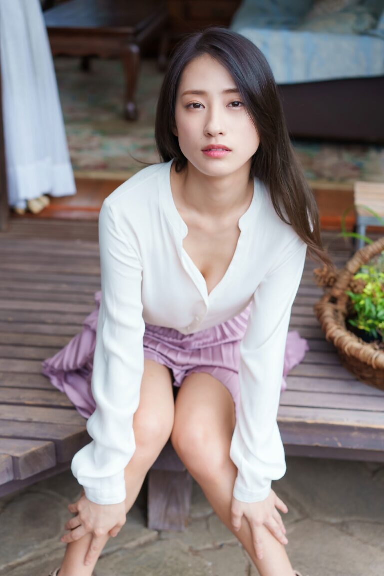 【美女画像】グラビア「澄田綾乃*」高画質画像51枚！壁紙・待ち受けok #澄田綾乃パンダ28号の有名人DAI好キング！